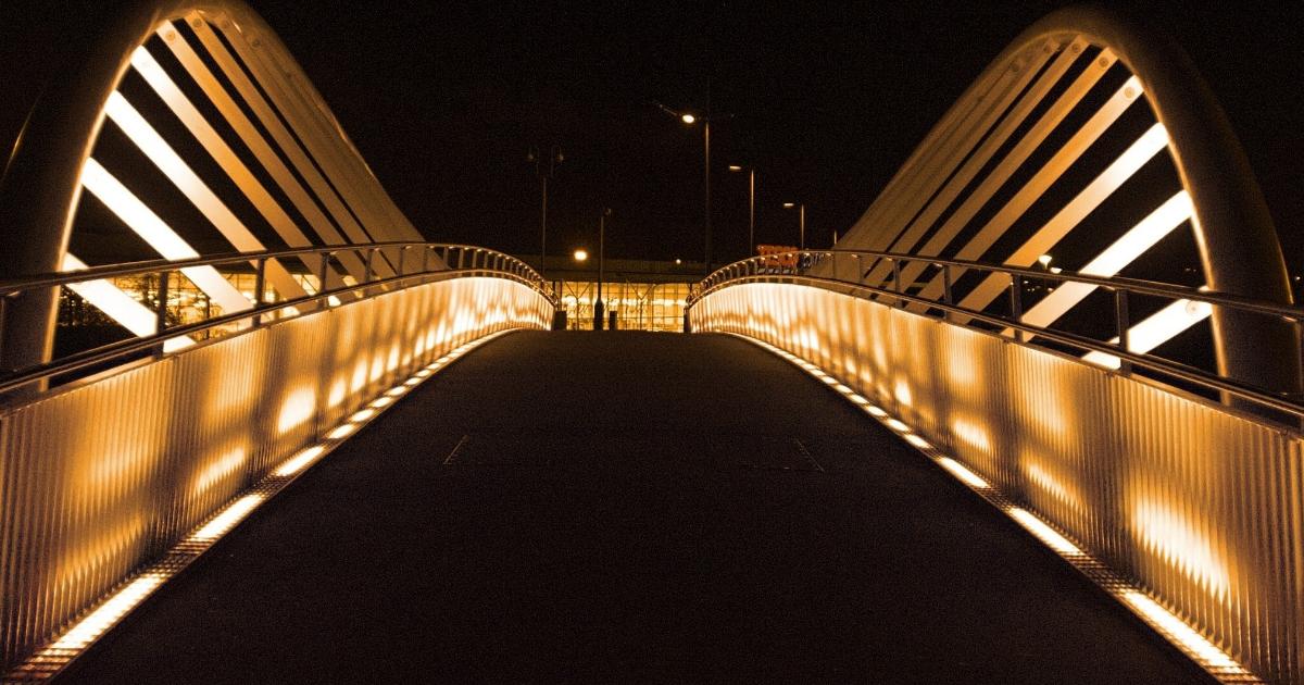 Steve Prescott Bridge to receive a clean - St Helens Borough Council